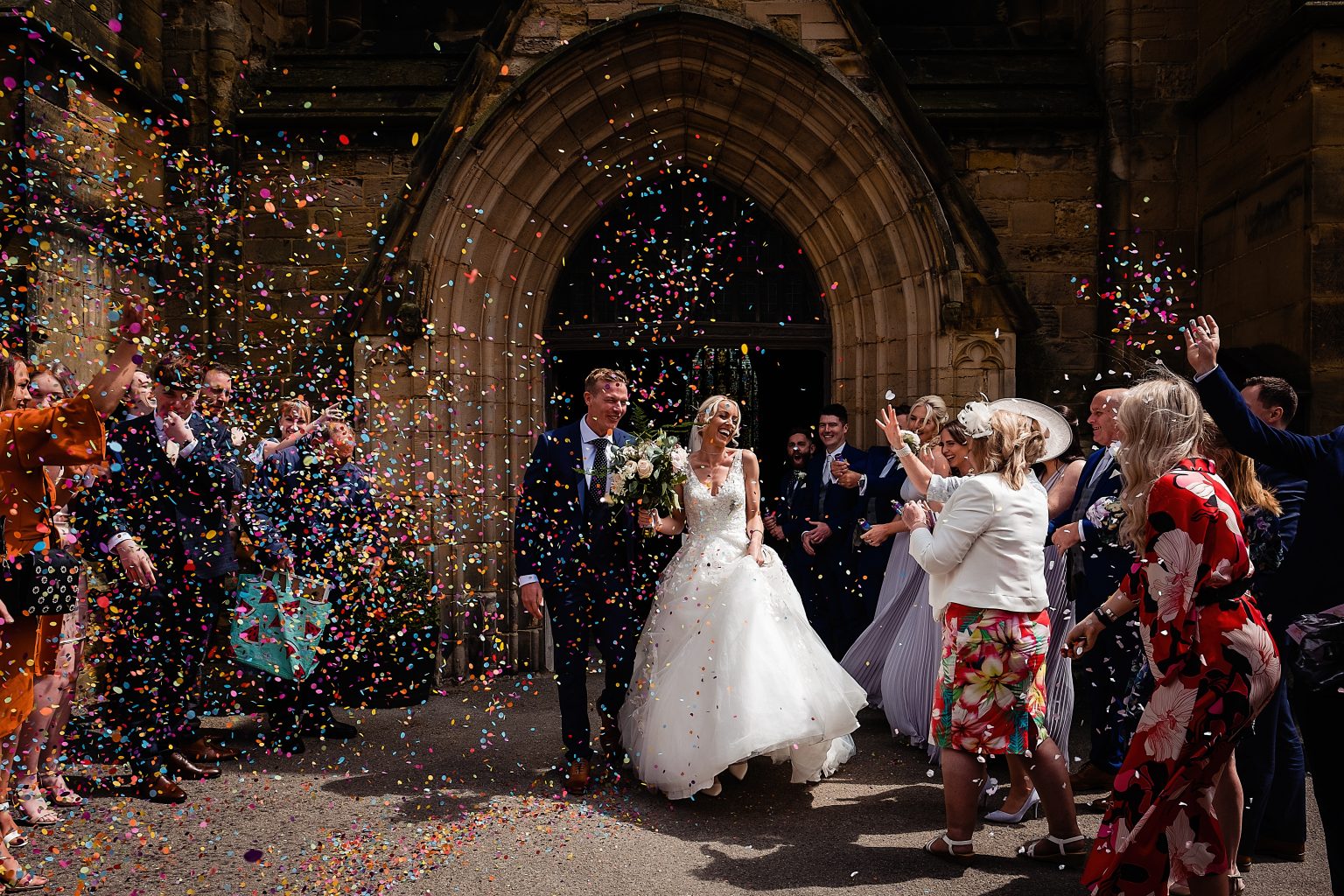 How to get the BEST confetti shots at your wedding!